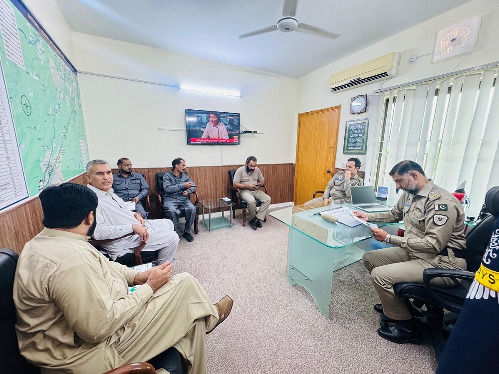 Inspection of LPG/CNG Cylinders Installed in Public Service Vehicles by ...