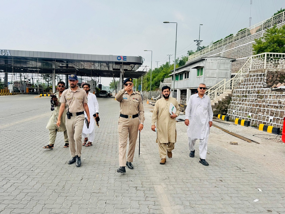 Inspection of LPG/CNG Cylinders Installed in Public Service Vehicles by ...