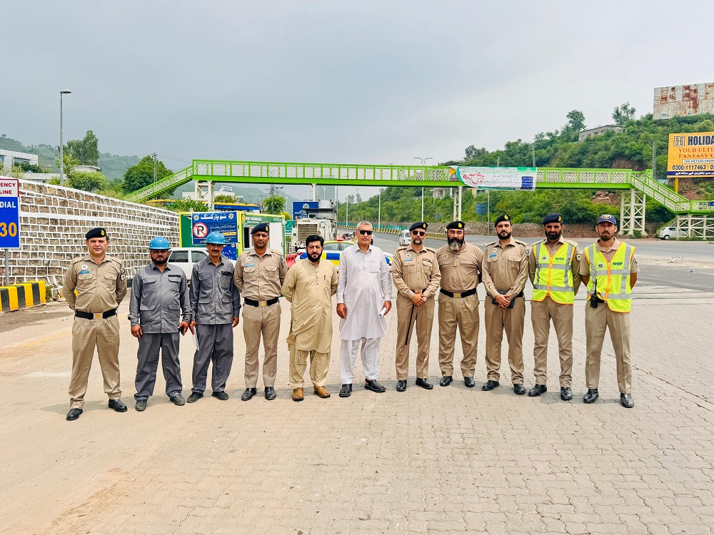Inspection of LPG/CNG Cylinders Installed in Public Service Vehicles by ...